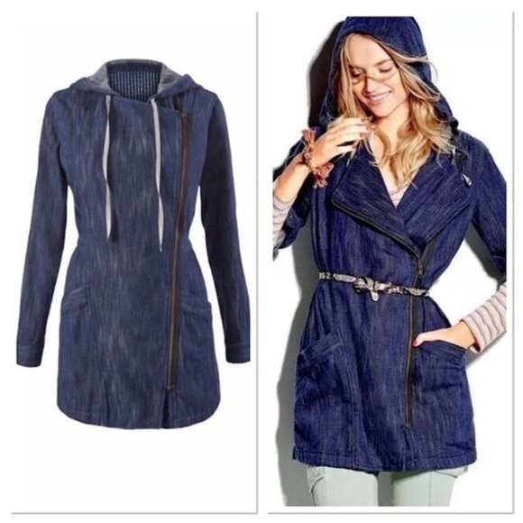 CAbi | Jackets & Coats | Cabi Adventure Anorak Hooded Jacket In Washed ...
